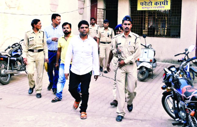 पार्षद को रिमांड पर लेकर भी कुछ नहीं उगलवा सकी पुलिस | Police could not ...