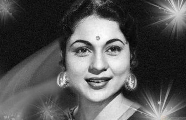 अमिताभ-शशि की मां थीं बॉलीवुड की देवी, लोग छूते थे पैर,देखें वीडियो ...