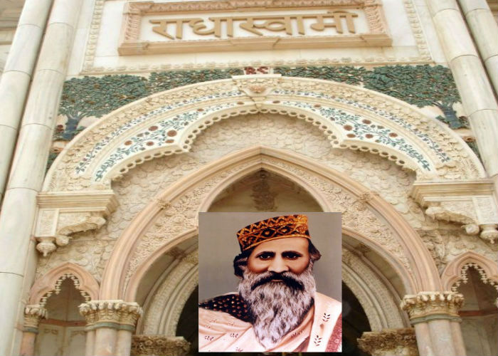 114 साल से बन रहा है ये मंदिर, हैरान कर देगी पूरी कहानी