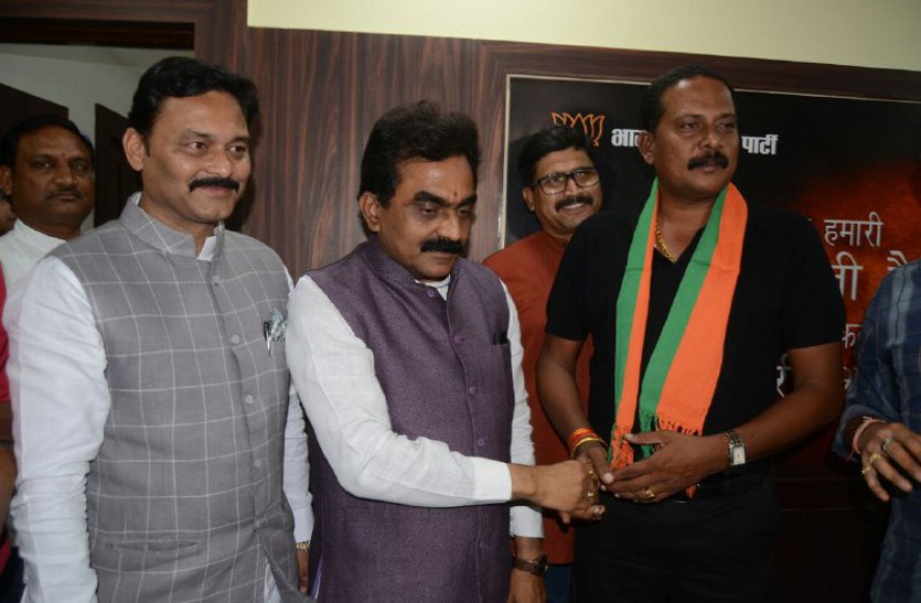 सिवनी के निर्दलीय विधायक दिनेश राय मुनमुन भाजपा में शामिल | Patrika ...