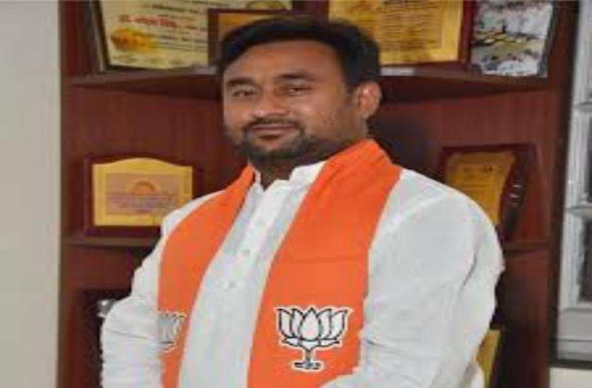 ईद की नमाज को लेकर बयान देने वाले भाजपा सांसद भोला सिंह का यह राज नहीं ...