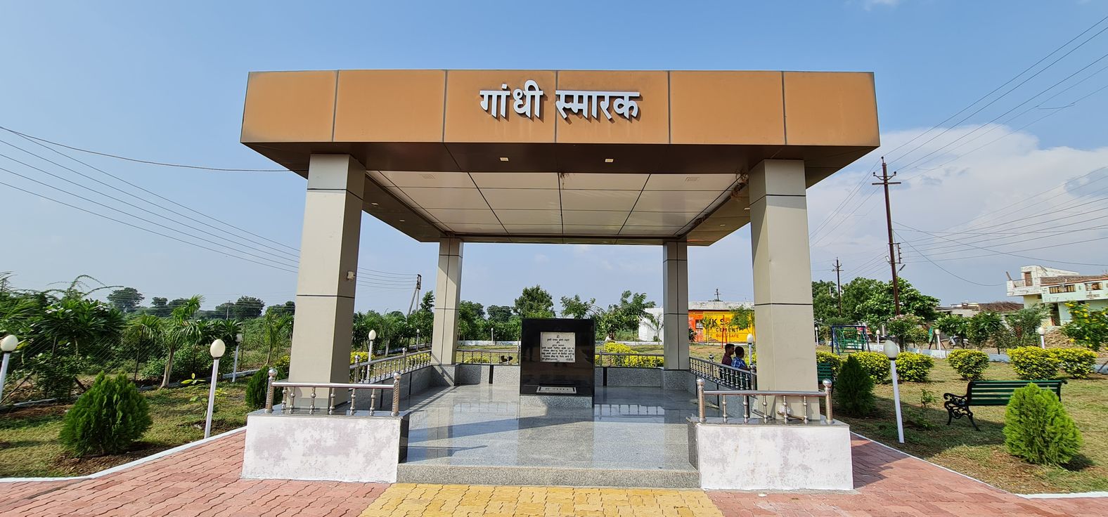 Gandhi Jayanti Special- अस्तित्व खो चुका है राष्ट्रपिता की समाधि वाला ...