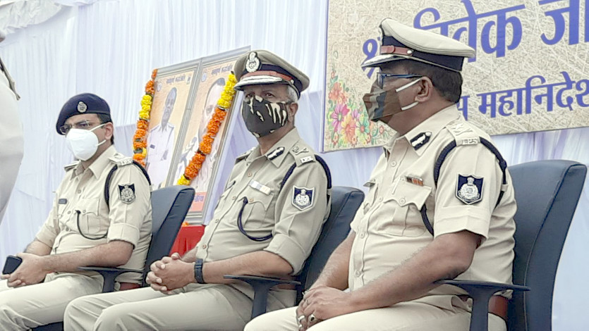 मप्र डीजीपी ने सुनी पुलिस वालो की व्यथा कथा मांगे सुझाव – देखें वीडियो