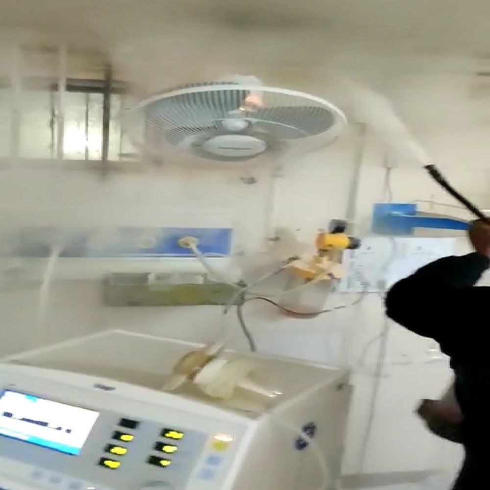 अहमदाबाद और राजकोट के अस्पताल में अग्निकांड के बाद सूरत में हादसा टला ...