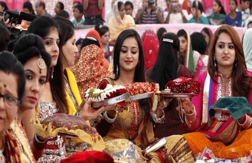 Teeja Pola 2021: छत्तीसगढ़ में आज तीजा-पोरा की धूम, CM हाउस बना महिलाओं ...