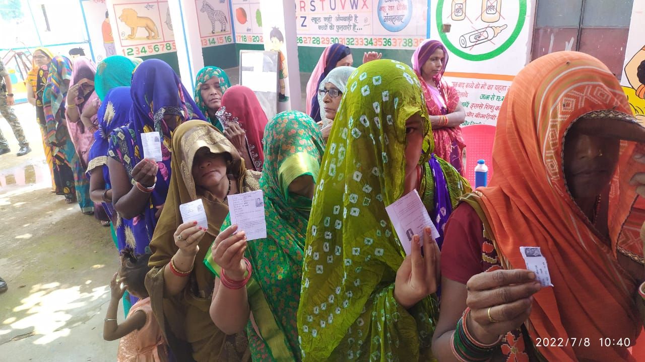 पंचायत चुनाव के तीसरे चरण में नौगांव में सबसे ज्यादा, बिजावर में सबसे ...