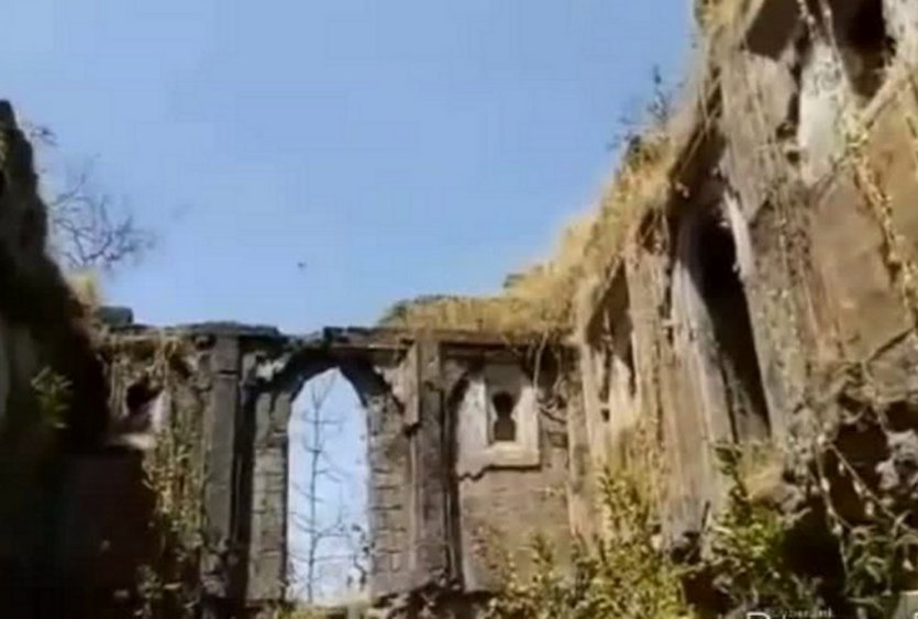 राजगौड़ वंश की समृद्धि, शक्ति का प्रतीक था चौगान का किला | Rajgaur ...