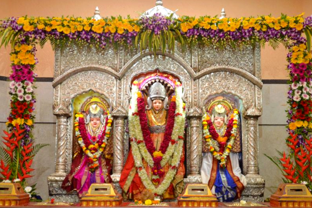 Nashik Kalika Temple: भक्तों के लिए खुशखबरी! नवरात्री में हर दिन 24 ...