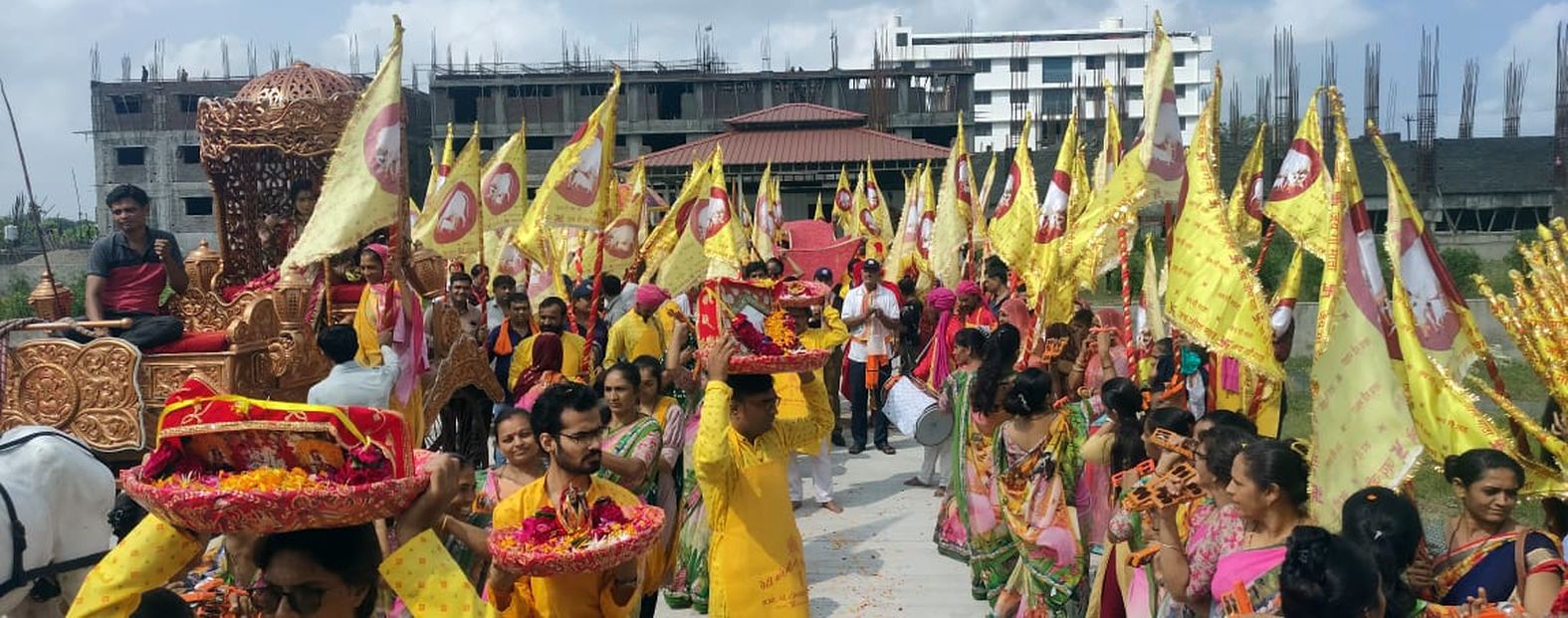NAVRATRI PARV: निकली ध्वज-चुनर यात्रा, सजे माता के दरबार | NAVRATRI ...