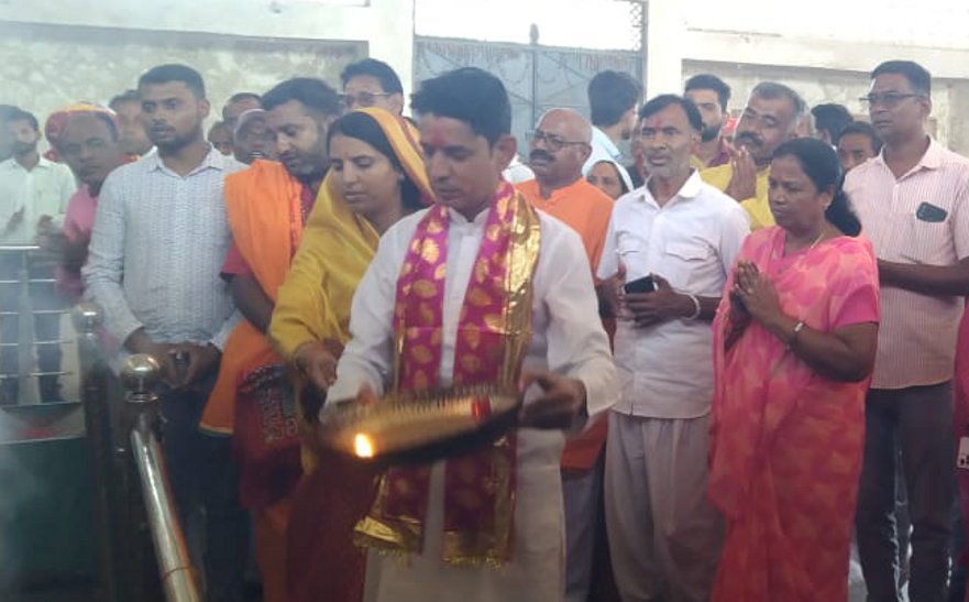 मानगढ़ धाम पहुंची निष्कलंक रथ यात्रा | Patrika News