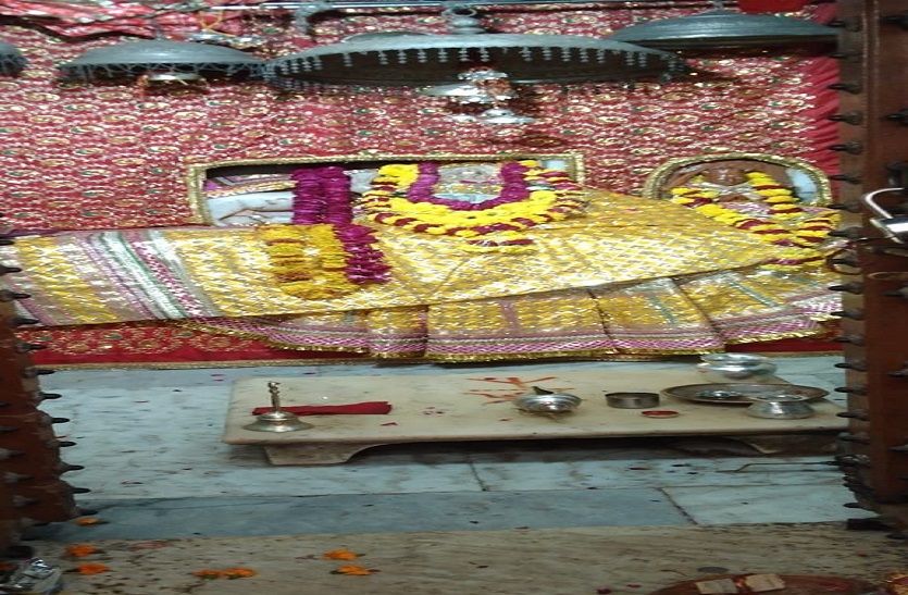 Navratri 2022: रामगढ़ की पहाड़ियों के बीच विराजती हैं जमवाय माता, एक ...