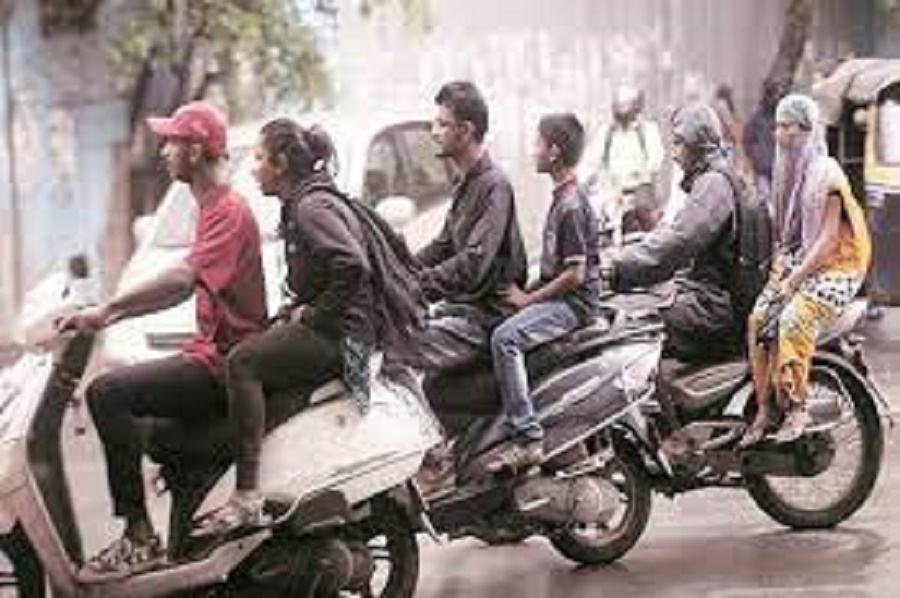 अब हेलमेट नहीं पहना तो देना होगा एक हजार रुपए जुर्माना | Driving ...