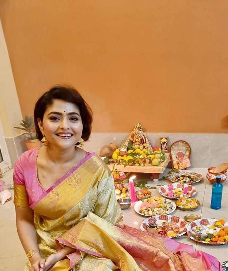 तीन सप्ताह बाद जिंदगी की जंग हार गईं अभिनेत्री एंड्रिला | Actress ...