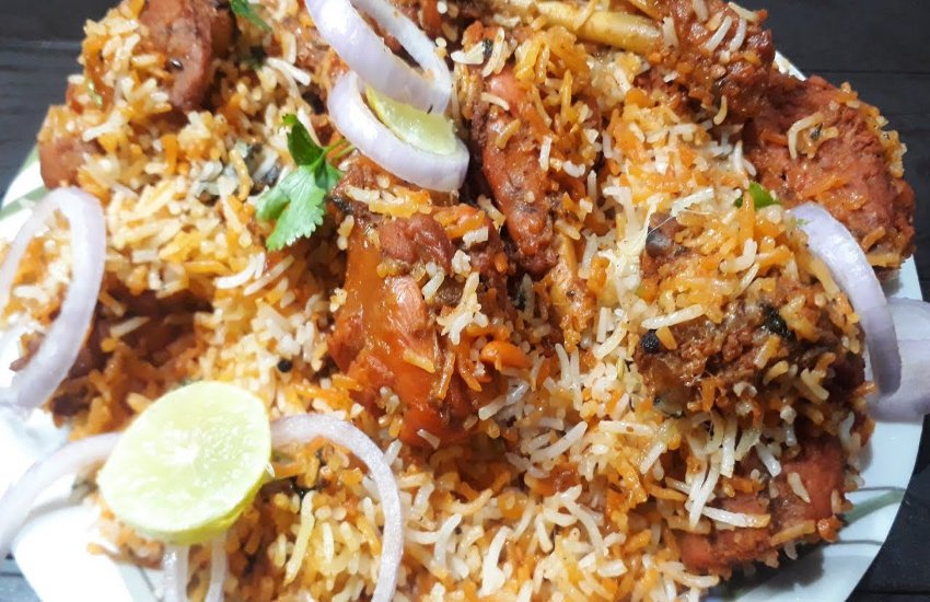 बस्तर का पसंदीदा डिश है चाउर भाजा, पर्यटकों के बीच इस देसी बिरयानी की ...