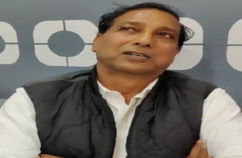 पूर्व मंत्री राजेन्द्र गुढ़ा के सरकारी बंगले पर नाबालिग लड़कियों से रेप ...