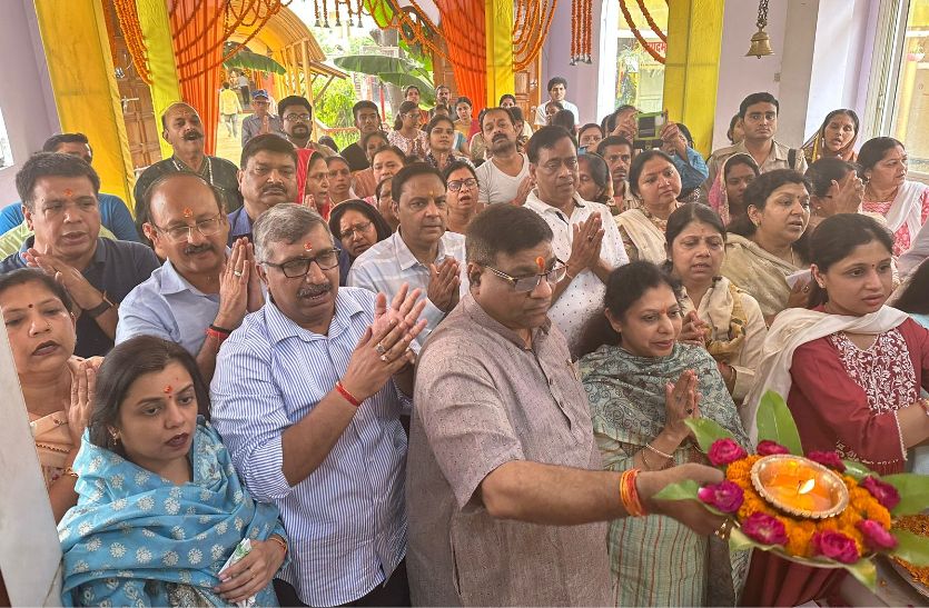 बड़ा बाग हनुमान मंदिर में धूमधाम से मना जानकी नवमी महोत्सव और स्थापना ...
