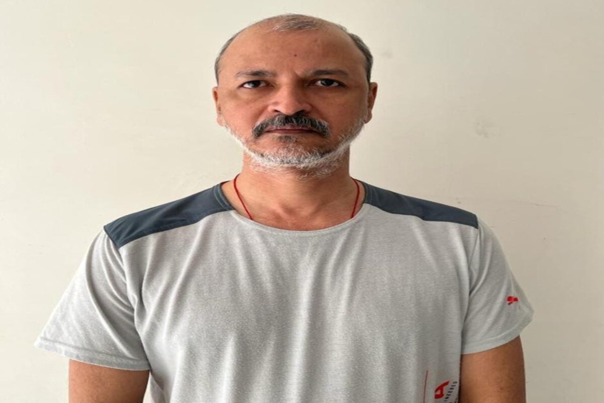 यूपी STF ने फर्जी शस्त्र लाइसेंस मामले में सपा विधायक के साले संदीप ...