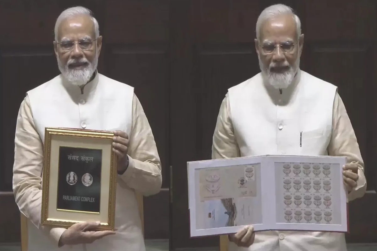 PM मोदी ने नए संसद भवन से जारी किए स्मारक डाक टिकट और 75 रुपये का ...