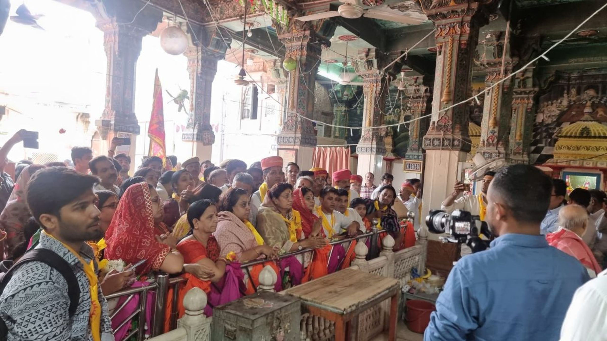 DEV DARSHAN YATRA —देव के द्वार सरकार, देवदर्शन पदयात्रा में उमड़ा ...