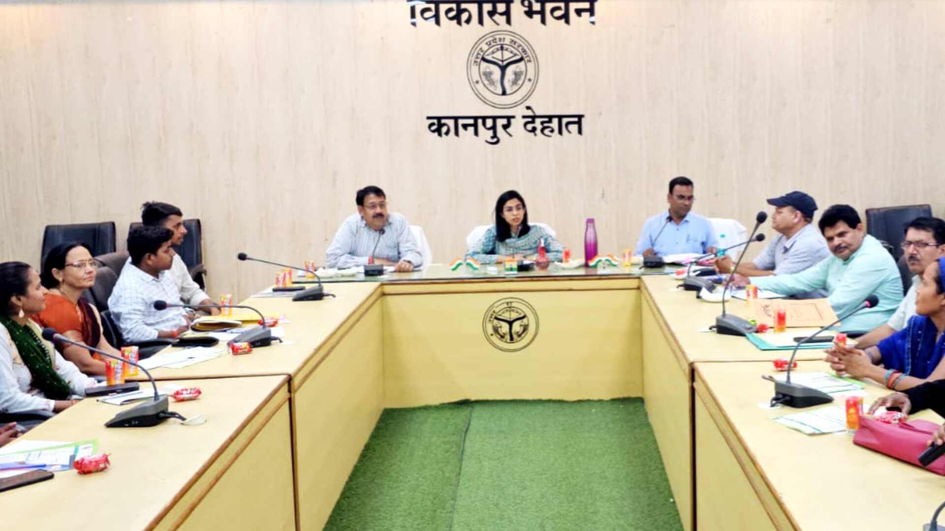 Kanpur Dehat:जानिए सीडीओ को क्यों आया गुस्सा और क्या दिए आदेश ...