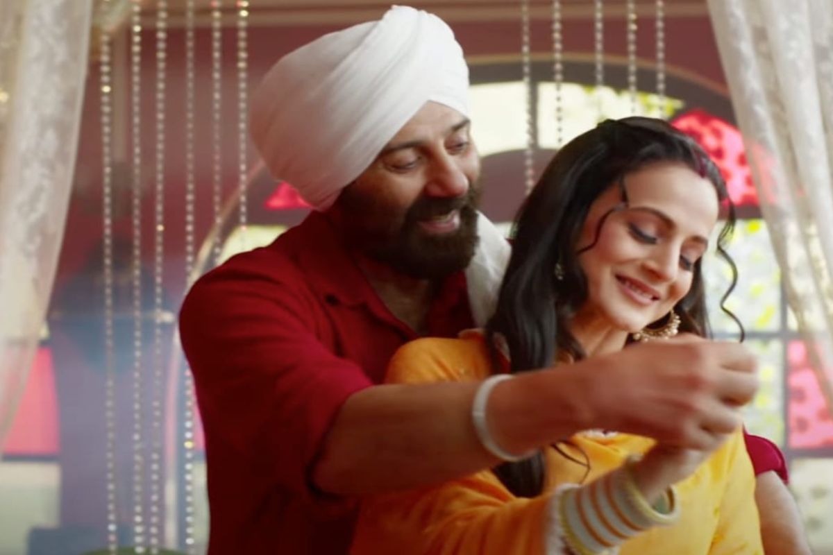 Gadar 2: गदर 2 के सबसे बड़े सस्पेंस को अमीषा पटेल ने किया रिवील, यूजर्स ...
