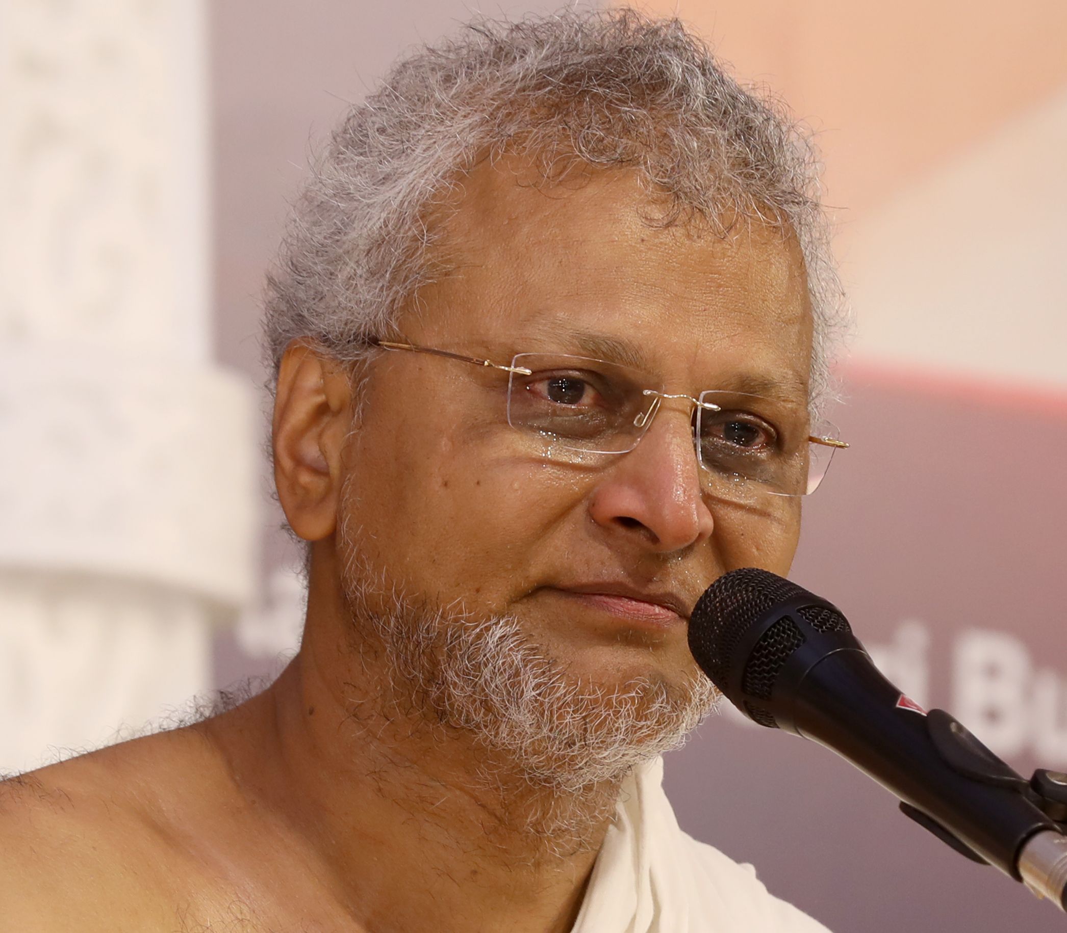 ऊंचे मुकाम पर पहुंचने का दृढ़ संकल्प लीजिए: आचार्य विमलसागर | Be ...