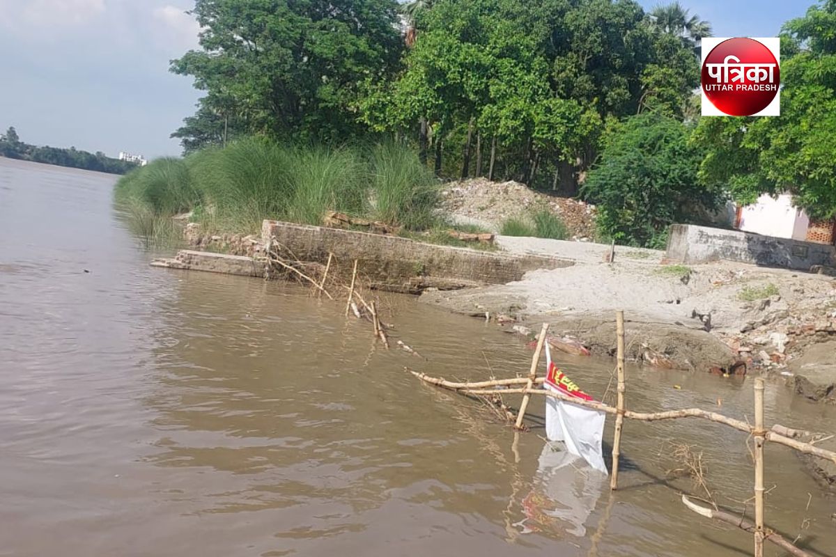 Ballia News: घाघरा नदी के जल स्तर में घट-बढ़ जारी, तटीय इलाके के लोग ...
