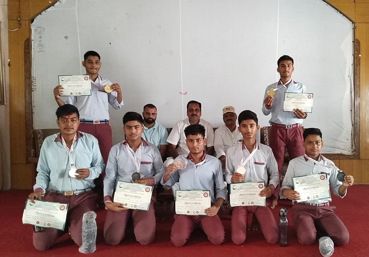 राज्य स्तरीय प्रतियोगिता में छात्रों ने लहराया परचम | Students hoisted ...