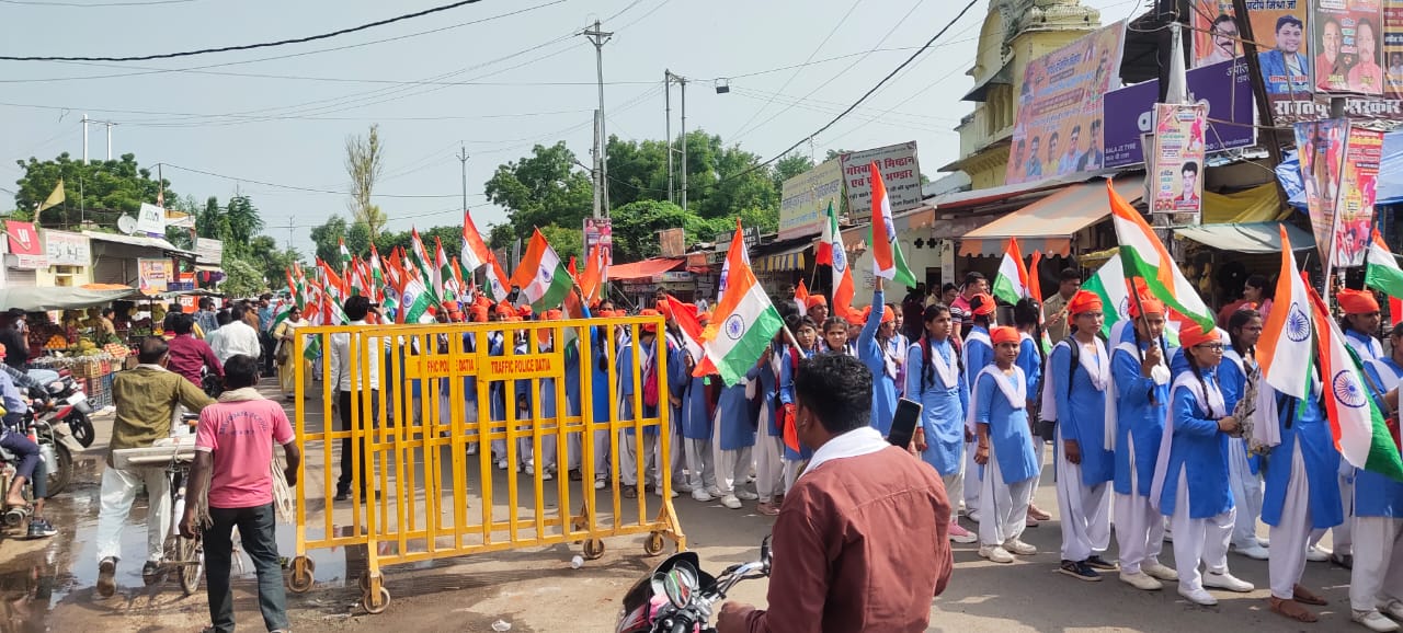 जागरूकता रैली निकालकर अमर वीर शहीदों को किया याद