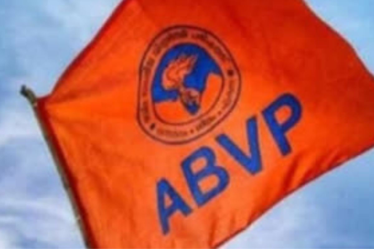 UP Politics: भ्रष्ट कुलपतियों की रैंकिंग जारी करेगा ABVP | Patrika News ...