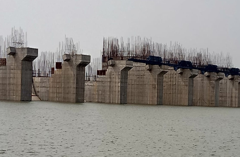 तीन जिलों की जल्द प्यास बुझाएगा ईसरदा बांध, रामगढ़ को भी करेगा आबाद ...