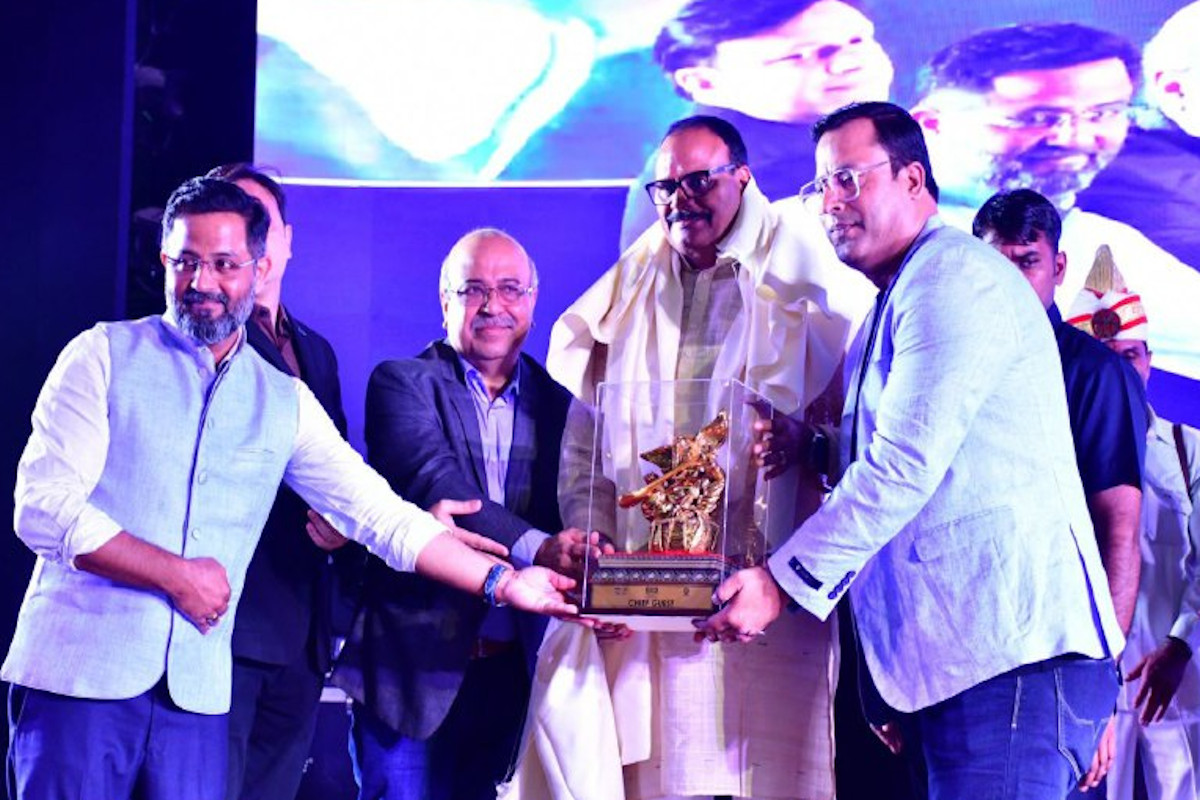 क्लैश ऑफ़ क्रिएटिविटी सीजन 3 आगाज, लखनऊ कानपुर के छात्रों ने जीता अवार्ड | Maya Academy ...