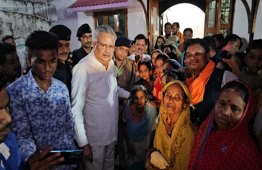 CG Politics: दीपक बैज के बयान पर रमन सिंह ने दी तीखी प्रतिक्रिया, बोले ...