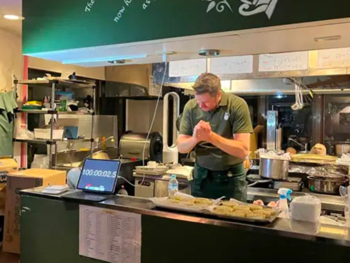 आयरिश शेफ एलन फिशर का कमाल, बनाए दो नए गिनीज़ वर्ल्ड रिकॉर्ड्स