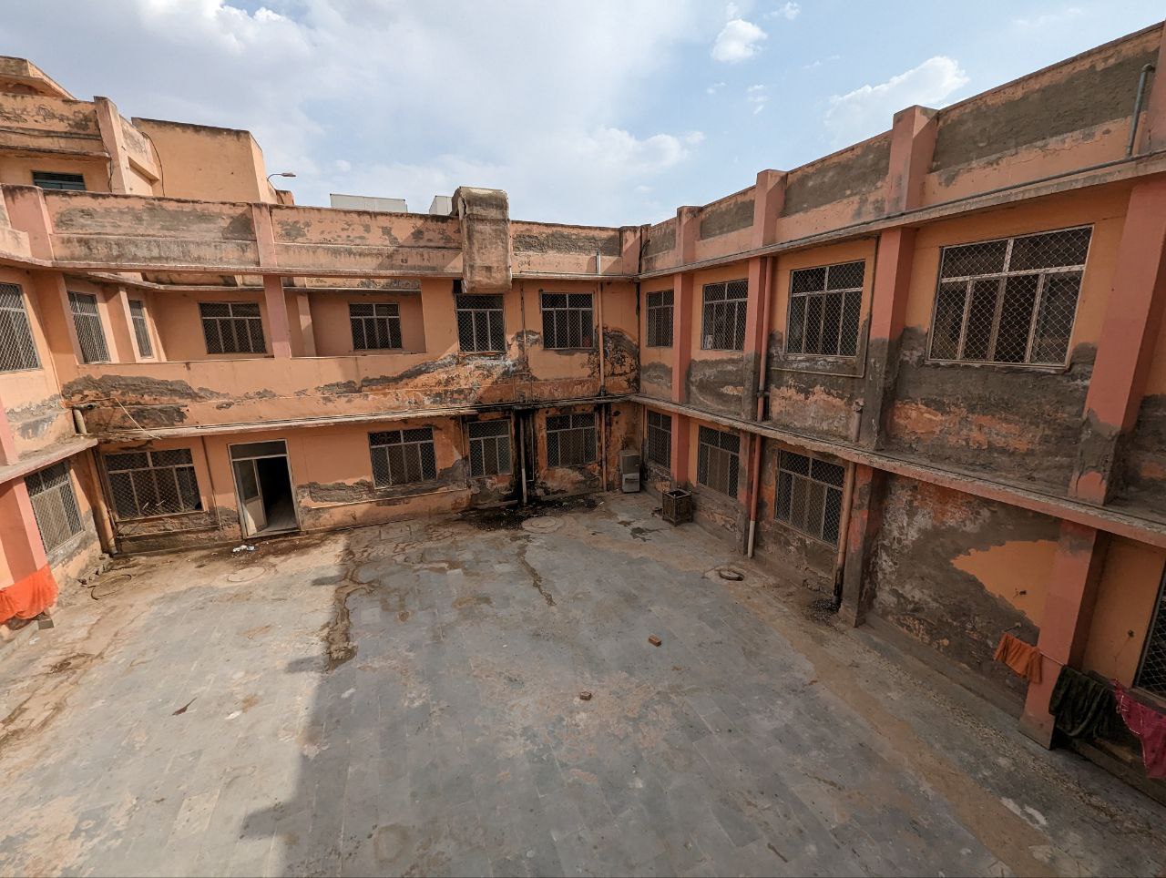 आखिर हो गए ‘भ्रष्टाचार की इमारत’ एमसीएच विंग खाली करने के आदेश ...