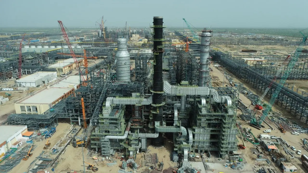 साल 2024 में आएगी खुशियों की बौछार, 2018 से निर्माणाधीन रिफाइनरी इस साल ...