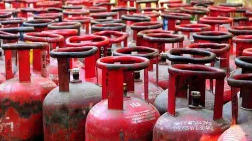 Free LPG Cylinder connection Scheme : अगर आपके पास भी हैं ये 2 चीजें तो नहीं मिलेगा फ्री में ...