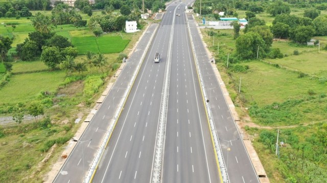 National Highway पर अतिक्रमण रोकने Supreme Court का बड़ा आदेश, कही ये ...