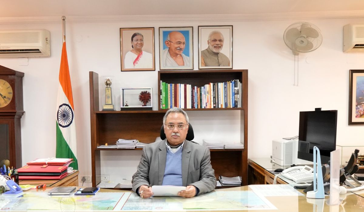 प्रयागराज पहुंचकर NCR जीएम रविंद्र गोयल ने संभाला पदभार | NCR GM ...