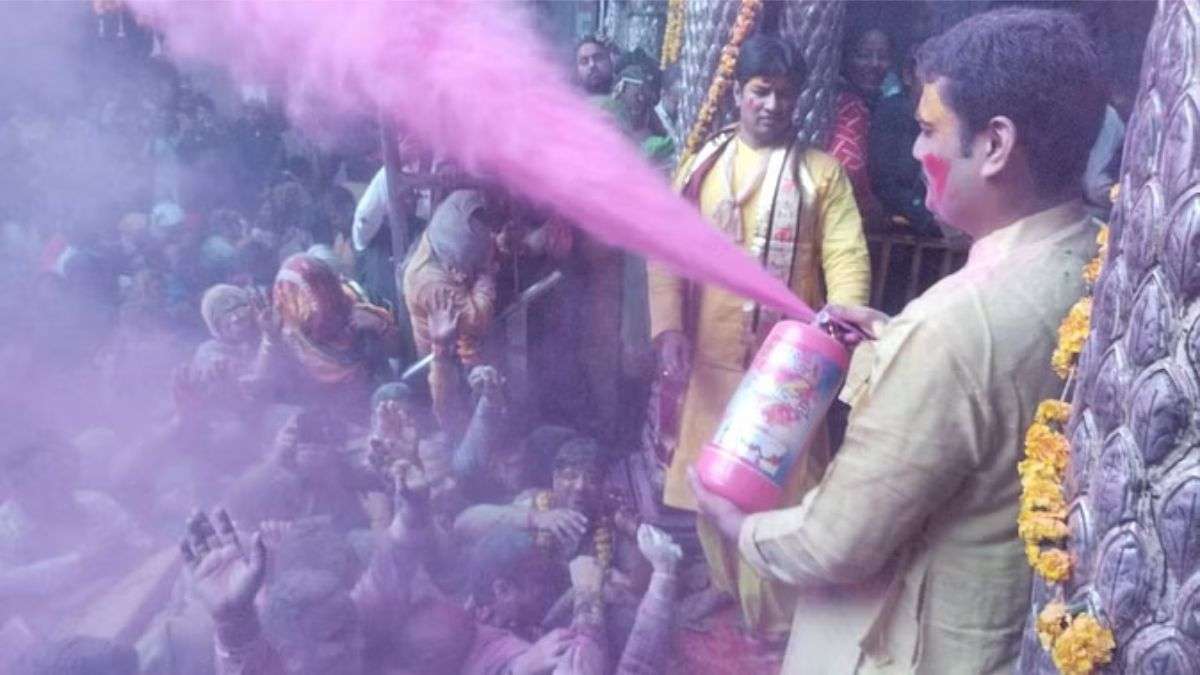 Braj Holi celebration 2024: ब्रज में होली का रंगारंग आगाज, बांके बिहारी ...