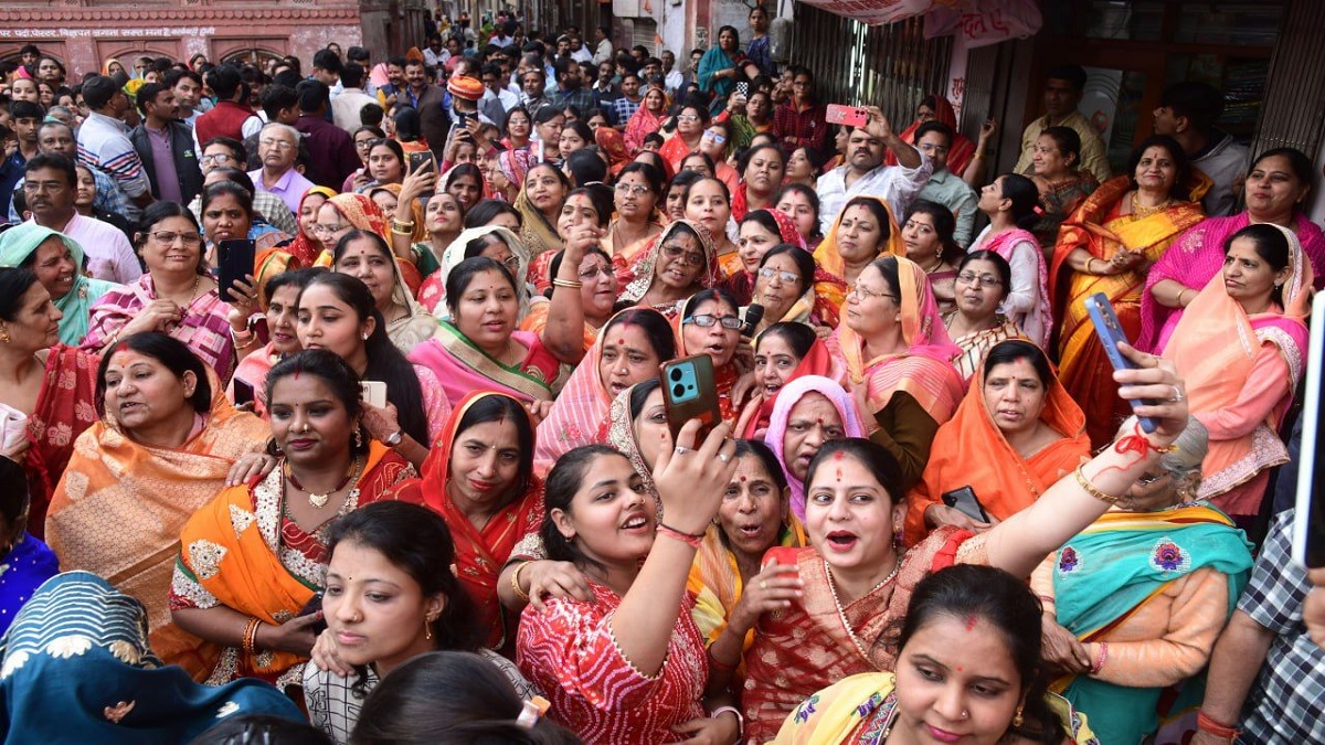 अनूठे पुष्करणा सावा में नंगे पांव बारात लेकर पहुंचे 250 दूल्हे ...