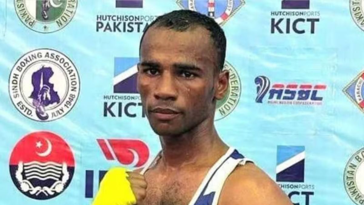 पाकिस्तानी बॉक्सर ने इटली में अपने ही देश को किया शर्मसार, महिला साथी ...