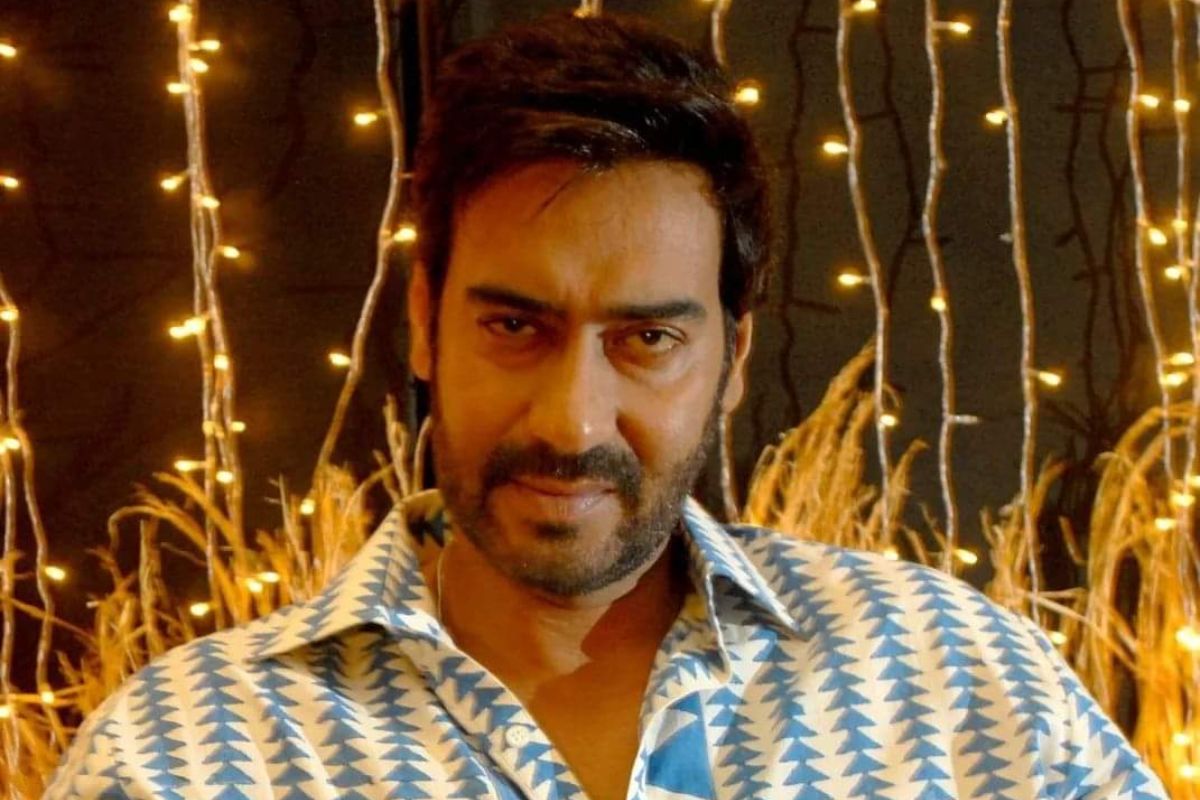 इस खास फिल्म की शूटिंग के सिलसिले में राजस्थान पहुंचे अभिनेता अजय देवगन, साथ में यह अदाकरा भी ...