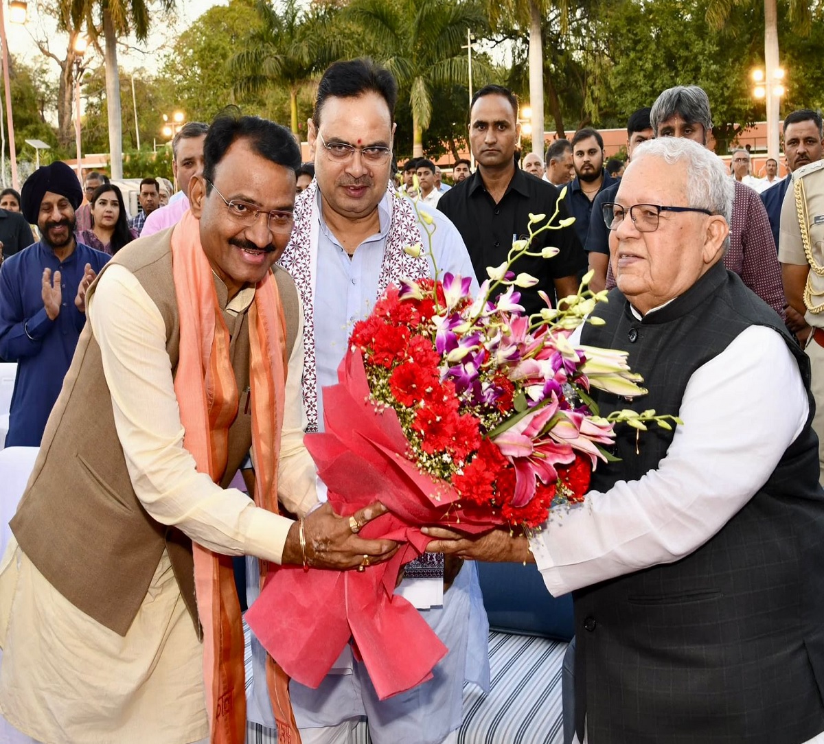 Photo : राजस्थान स्थापना दिवस पर कलाकारों ने बिखेरे नृत्य-गान के मनमोहक ...