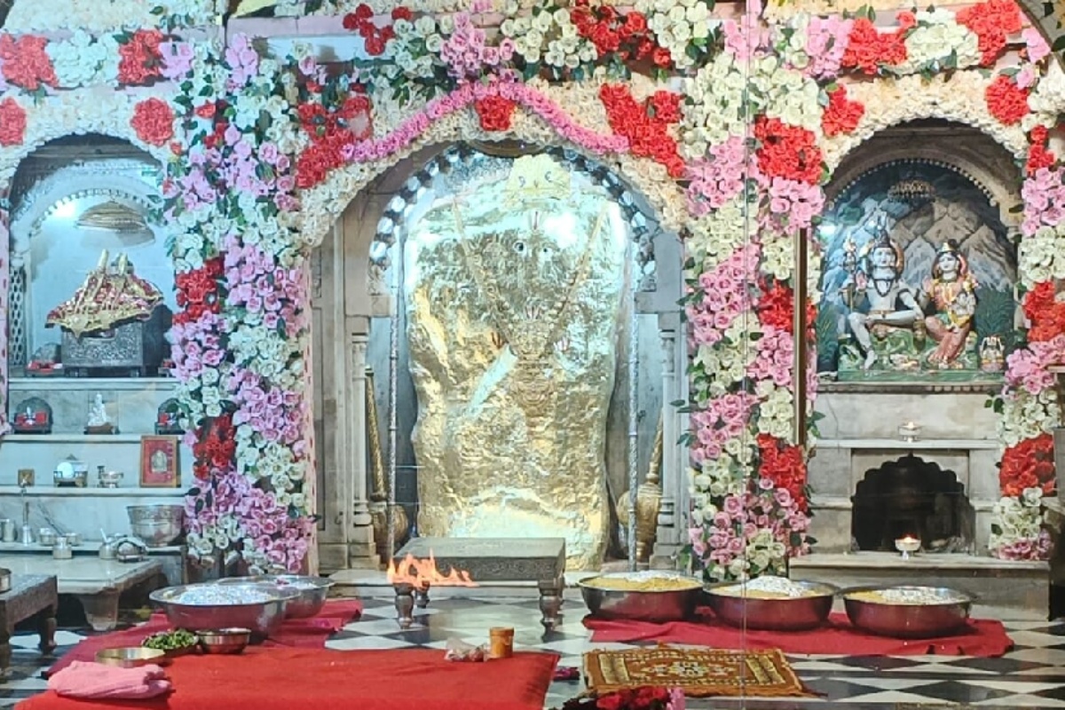 Hanuman Jayanti Special Story : राजस्थान के इस चमत्कारिक मंदिर में भूत ...