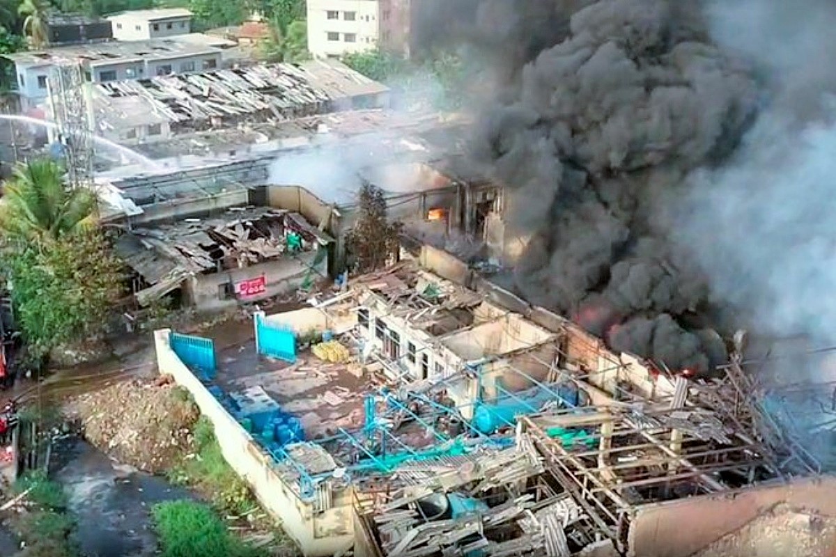 Dombivli MIDC Blast: अब तक 11 शव मिले, मालिकों पर गैर-इरादतन हत्या का ...