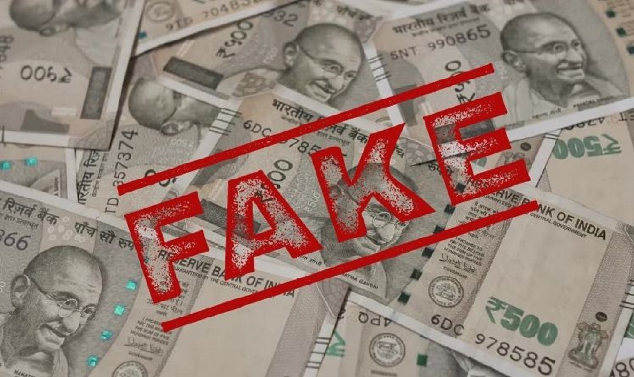 Fake currency: नकली नोट बनाने की फैक्ट्री का पर्दाफाश, 9.32 लाख के नोट ...