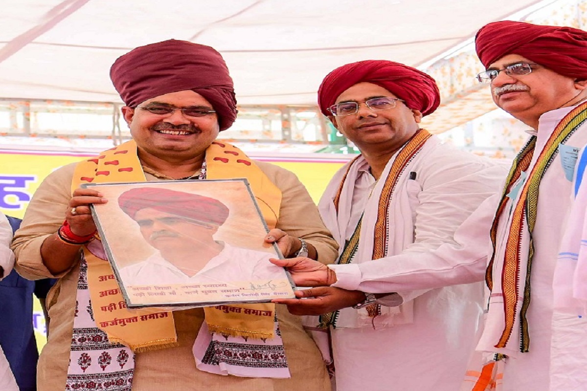 Photo : स्व. कर्नल किरोड़ी सिंह बैंसला की प्रतिमा का अनावरण, सीएम ...