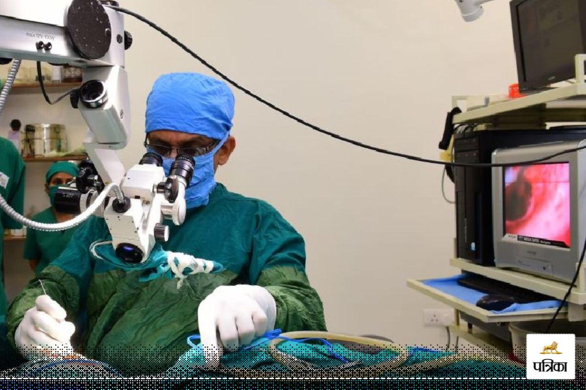 करना था पैर का ऑपरेशन और चिकित्सकों ने कर दिया लड़के के गुप्तांग का ...