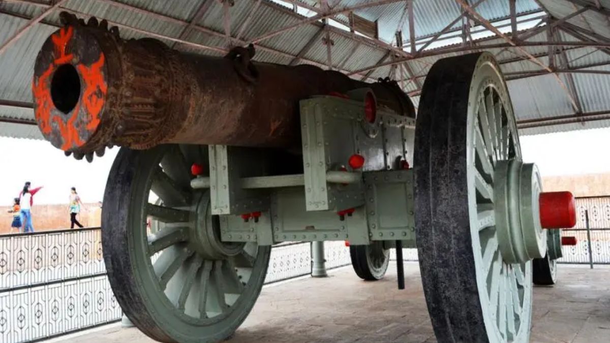 राजस्थान में है दुनिया की सबसे बड़ी तोप, जो इतिहास में चली सिर्फ एक बार ...